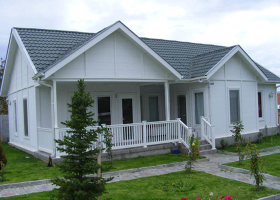 Moisture Proof Steel Frame Prefabricated Houses Custom Modular Homes Anti Wind