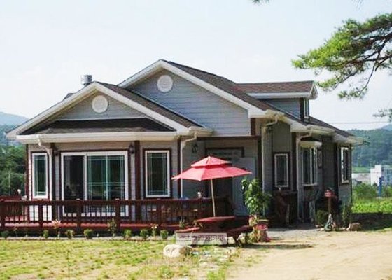 Steel Structure Modern Prefabricated Houses Energy Efficient Modular Home Kits