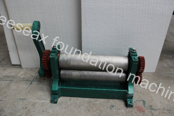 Beekeeping tool electric manual beeswax foundation machine roller for apiculture