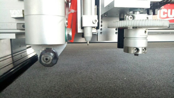2023 new model Automatic Cutting Machine For many materials