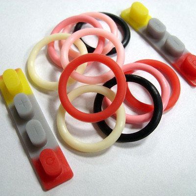 Red Automobile Rubber Parts EPDM / SILICONE O Ring Seals Shock Absorption