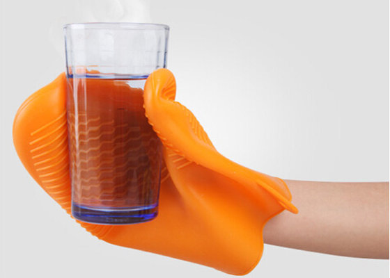 Non - Slip silicone hand gloves for microwave ovens ,  freezers with FDA standard