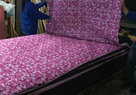 Thin Elastic CR Neoprene Rubber Sheets Lamination Heat Preservation