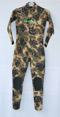 Camo neoprene suit for swimming , neoprene shorty wetsuit with Knee Pad