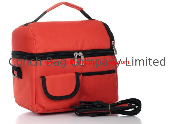 Outdoor red built lunch bag for women keep food fresh with handle