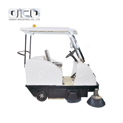 Multifunction Automatic Road Cleaning Machine Ride on Sweeper With Front Windshield