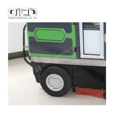 E800FB Spraying Function All-Closed Sweeper Machine For Commercial Use