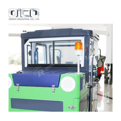Driveway Outdoor Road Dust Cleaner Machine Sweeper Three-wheel Electric Sweeper With All -Closed Cab