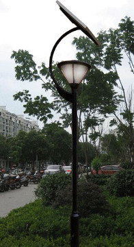 30 Watt Outdoor Led Street Light With 3.5mts Height 90wp Panel Solar
