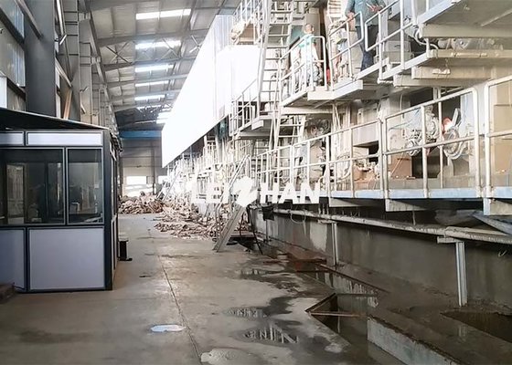 Herstellungs-Maschine des Kraftpapier-45-750T/D in der Papiermühle