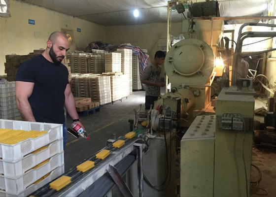 Automatic Laundry Soap Making Machine With 300-500kg Per Hour Capacity