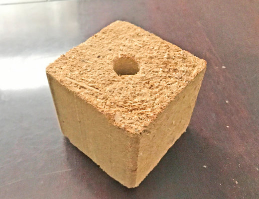Sawdust Wood Pallet Blocks Making Machine With 550-600kg/M³ Wood Block Density
