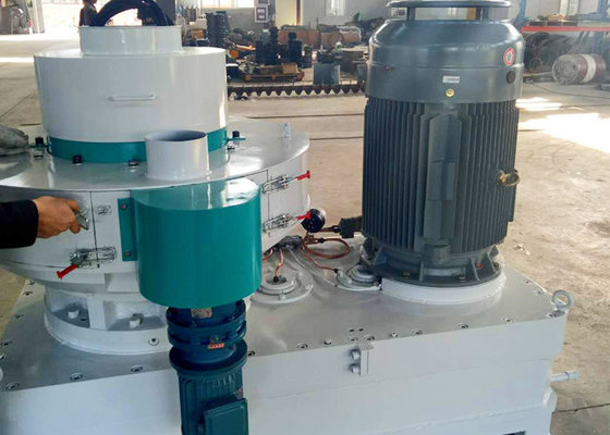 132Kw Pellet Making Machine Vertical Type Pellet Machine For Biomass Pellets Making