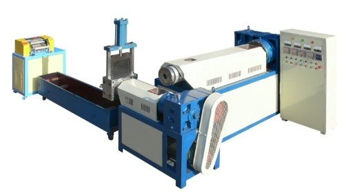 Low Energy Plastic Granulator Machine Stable Performance Double Times Plasticizing