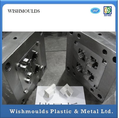 Heat Treatment Steel Plastic Injection Mold 50 HRC Hardness Single / Multi Cavity