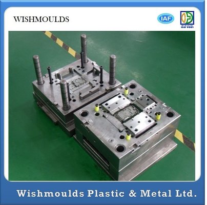 Heat Treatment Steel Plastic Injection Mold 50 HRC Hardness Single / Multi Cavity