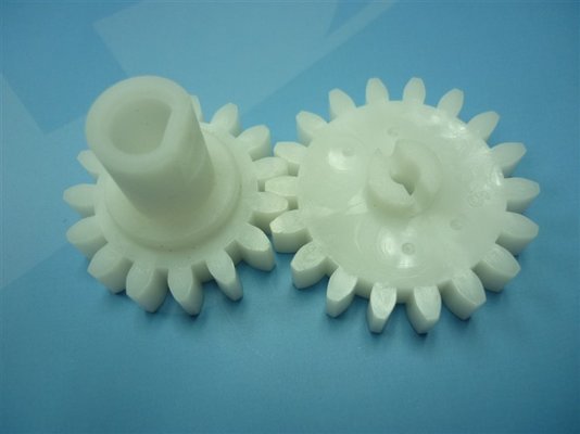 Small Wear Resistant Industrial Plastic Parts Nylon Gear Custom Design
