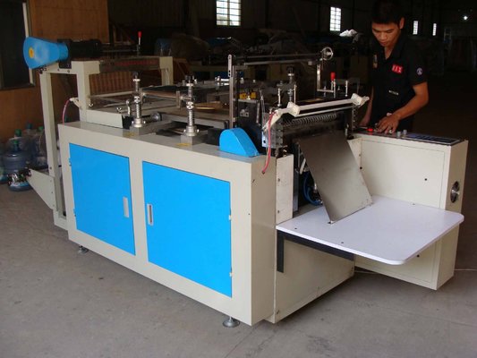 Disposable Long Glove Plastic Bag Making Machine Controlled By Servo Motor