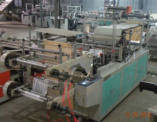 ISO / CE Plastic Bag Making Machine Polythene Bags Manufacturing Machines