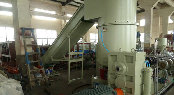 250kg/h Automatic Two Stage Plastic Pelletizing Machine for PP / PE Film Granulating