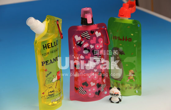 Adorable Food Grade Portable Plastic Water Bag With Carabiner