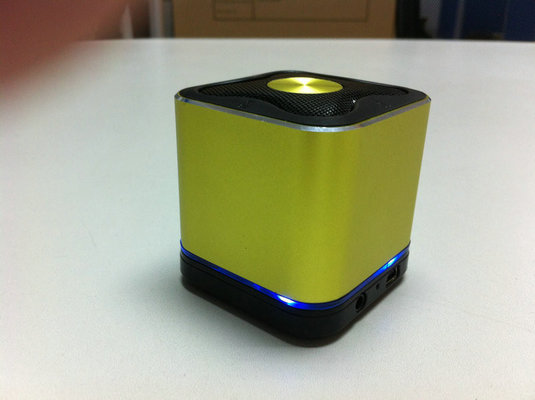 Ihome Mini Portable Wireless Rechargeable Bluetooth Speakers / Bluetooth Stereo speaker For IPAD, IPHONE
