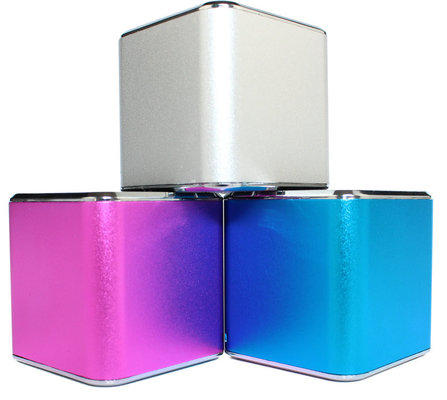 Aluminum Rechargeable Portable Speakers With SD Card With TF Cards For Mobile Phone / Cellphone