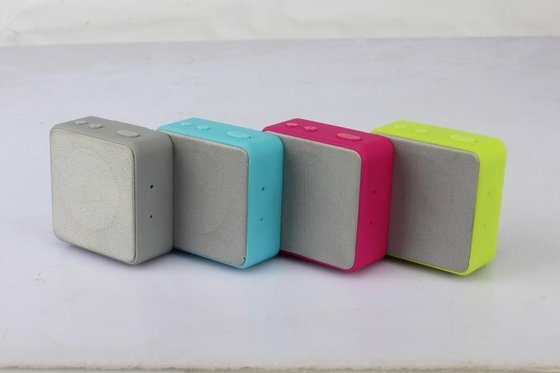 Mini SD Card Hands Free Bluetooth Speakers With Clip And FM Radio