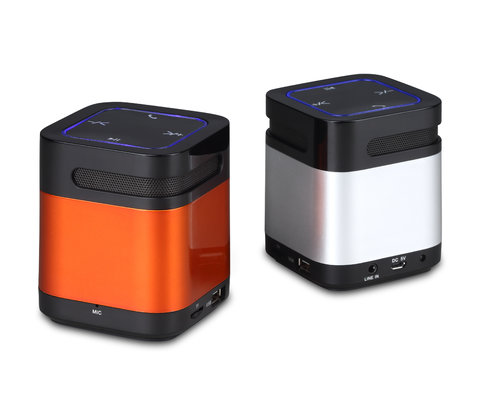 Wireless TF Card Hands Free Bluetooth Speakers With 3.5 mm Audio Jack