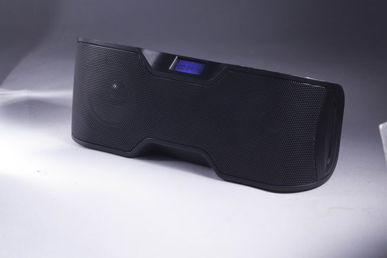 Rechargeable Hands-free Wireless Portable Bluetooth Speakers FM Radio With A Screen