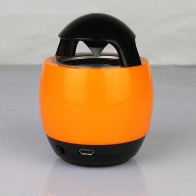V3.0 EDR Wireless Portable Bluetooth Speakers Round Shape In Orange