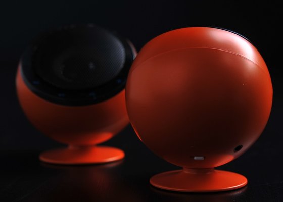 High End Small Handfree Cell Phone Bluetooth Speaker for Ipod / Ipad