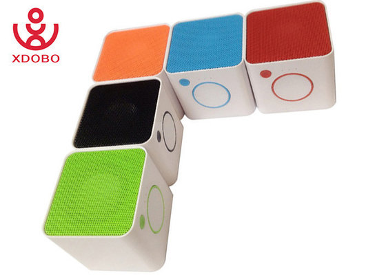 Customized colorful Cubic Portable Bluetooth Speaker with Micro SD card and Line - in Function