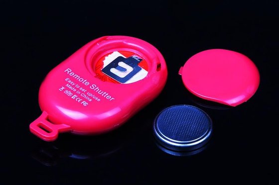 Smart Travel Bluetooth Remote Shutter for iPhone / Samsung / HTC