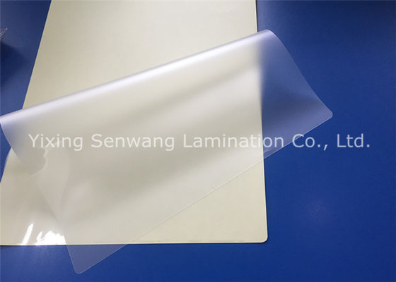 Macchi gli strati di laminazione posteriori appiccicosi resistenti 80 il Mic 216x303 millimetro per i documenti