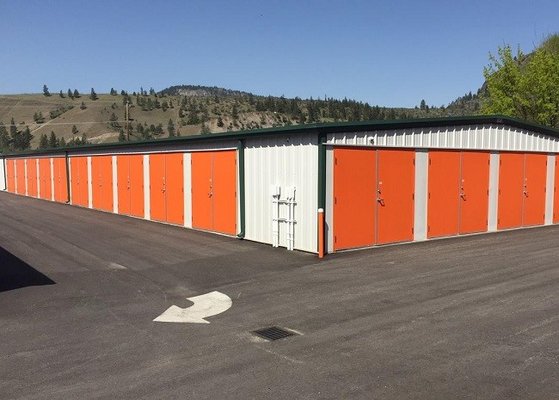 Light Steel Warehouse Buildings / Prefab Metal Storage Buildings Wind Resistance