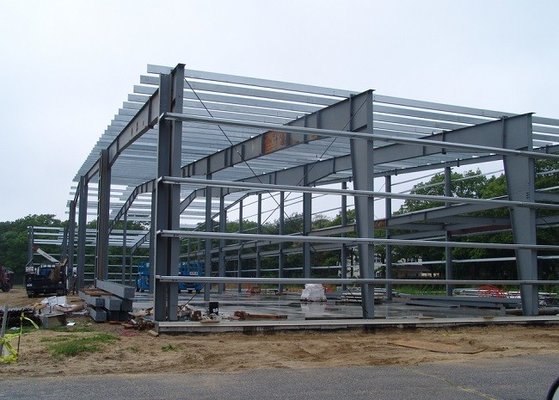 Light Portal Frame Steel Structure Hangar Bolts Connection Anti Seismic