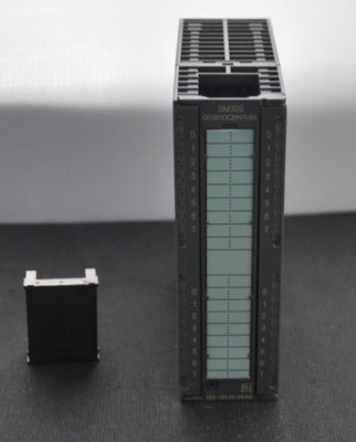 Транзистора регулятора SM323 32DO логики UN300 Сименса S7 изоляция programmable оптически