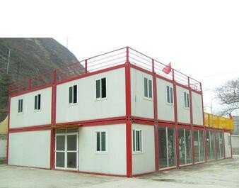Modern Flat Roof Prefab Houses Container Modified Prefabricated Sandwich Panel House supplier