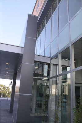 Beautiful Custom Made PVDF Aluminium Composite Panel Sheets For Building Facade System