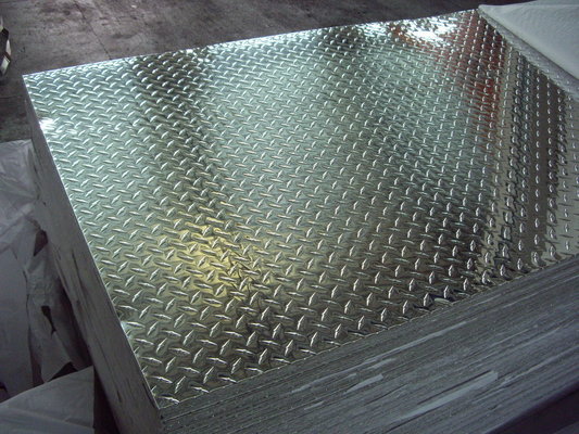 1050 3003 5052 Aluminum Tread Plate Sheets With Triple Rice and Diamond Grain Pattern