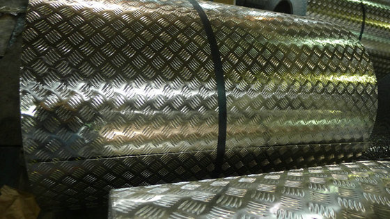 3003 5052 5083 6061 Hot Rolled Aluminum Tread Plate Diamond Plate Sheets and Coil