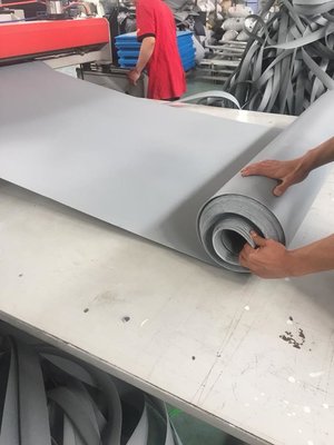 2018 China factory directly sale 2mm thick corflute plastic roll for floor and wall protection