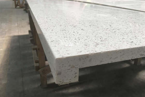 Prefabricated Artificial Quartz Counter Top , Engineered Quartz for Kitchen Countertops