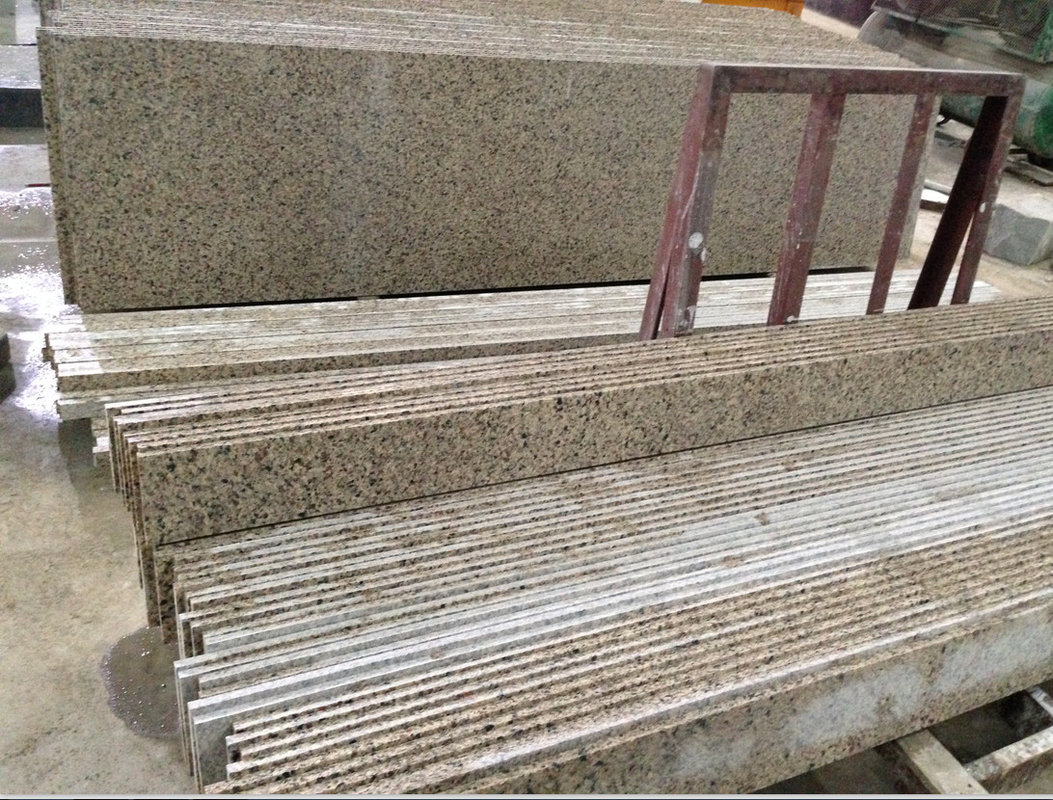 Rock Mist  Quartz Shower Wall Panels with Quartz Stone Slabs
