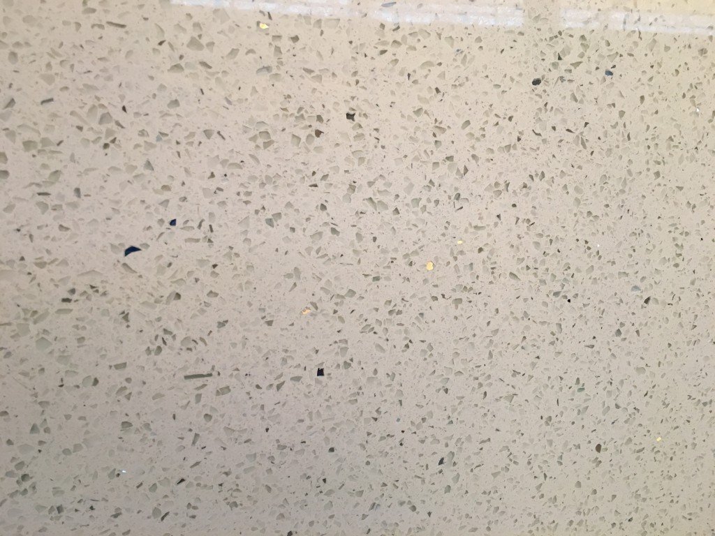 White Mirror Shining Speckles Engineered Quartz Stone Surface For Kitchen Bathroom