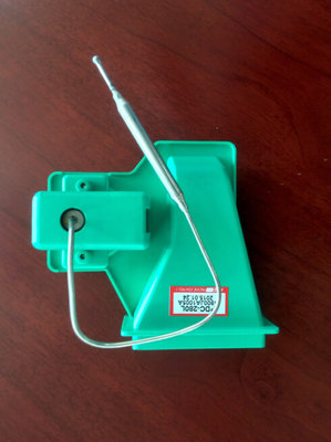 Air - cooled refrigerator damper work by itself without electrical power