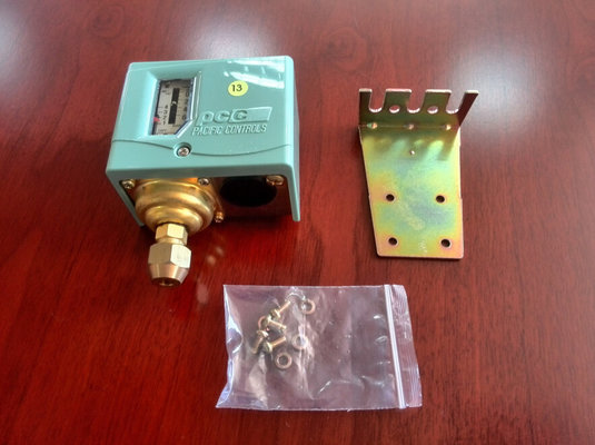 Electric  air conditioning pressure switch / refrigeration pressure switch