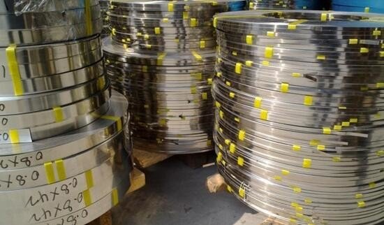 GB / T4238 JIS G 4305 Cold Rolled Stainless steel Coil 3000mm 6000mm 9000mm Length
