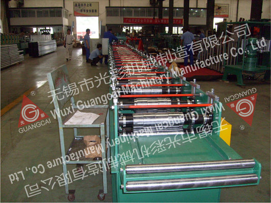Industrial Warehouse Wall Panel Roll Forming Machine , Steel Facade Panel Forming Line